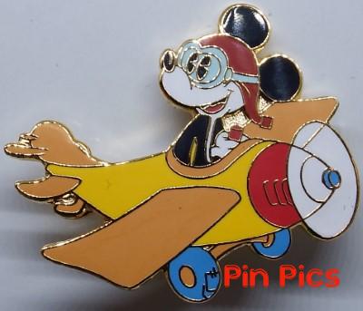 PP622 - Disney Gallery - Mickey Flying Plane - Mickey Thru The Years ...