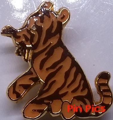 PP1966 - Classic Tigger - Sitting - PinPics