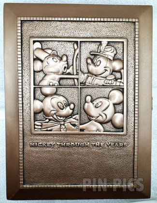 PP4210 - WDW - Mickey Mouse - Through the Years - Frame and Pin ...