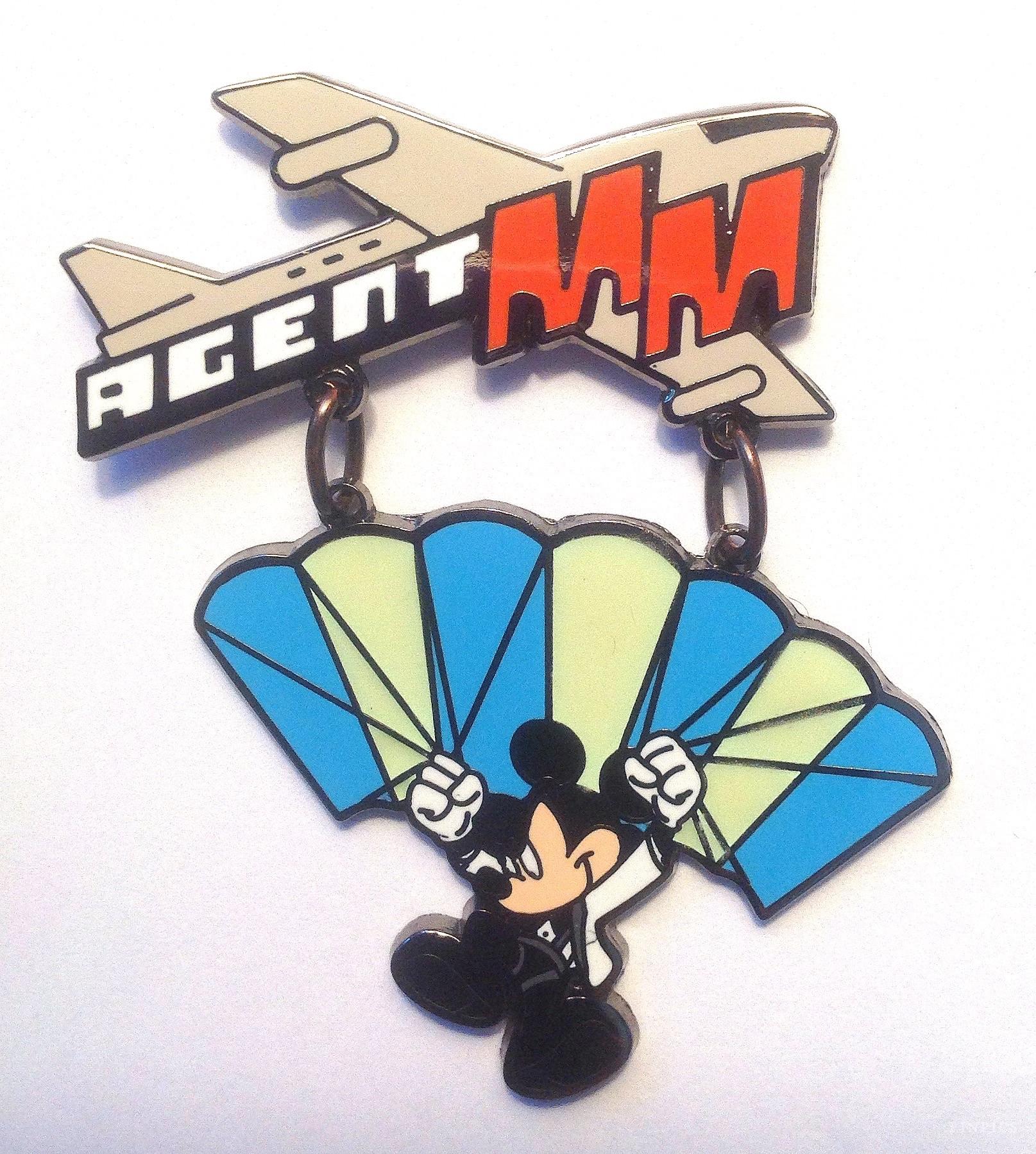 PP6397 - DCA - Mickey - Agent MM Parachuting - Mickey's Top Secret ...