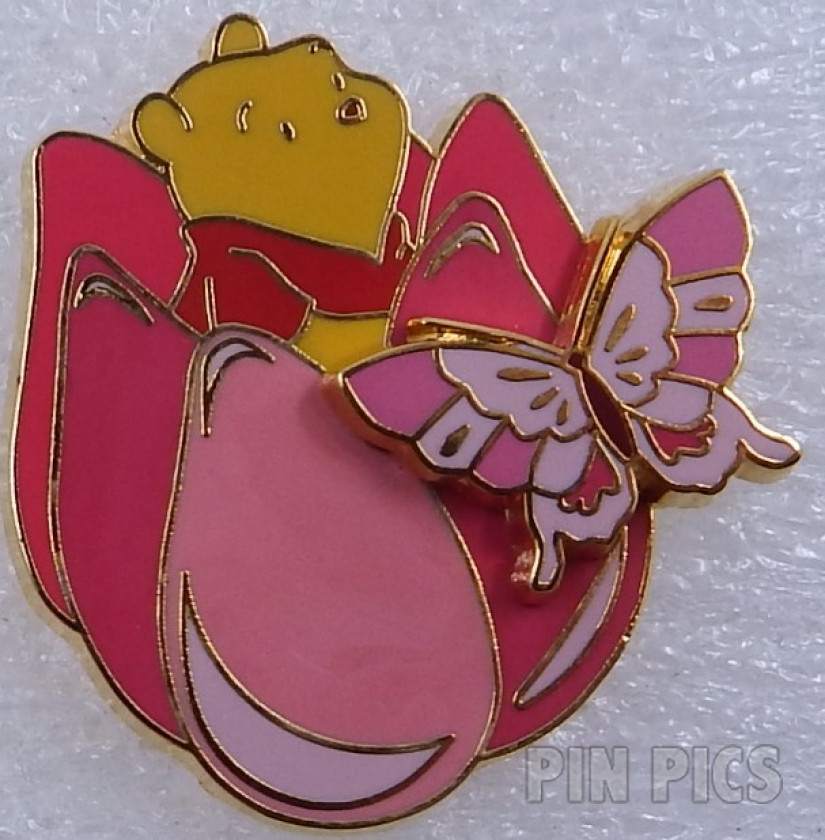 PP11222 - Japan - Piglet and Butterfly - Big Flower - Tulip Pooh ...