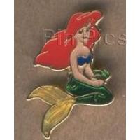 PP17798 - Ariel, sitting with sea flower, small, translucent - PinPics