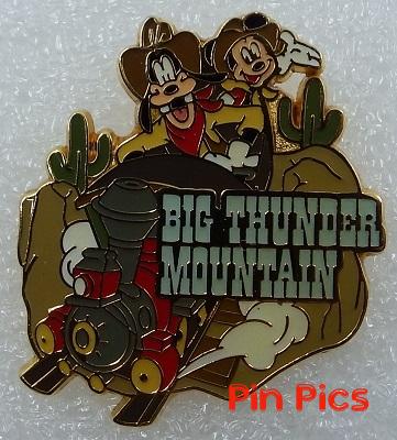 PP40224 - Japan - Mickey Mouse and Goofy - Big Thunder Mountain ...