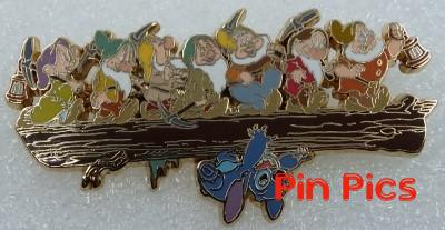 PP48503 - DA - Snow White and the Seven Dwarfs - Stitch Invasion - PinPics