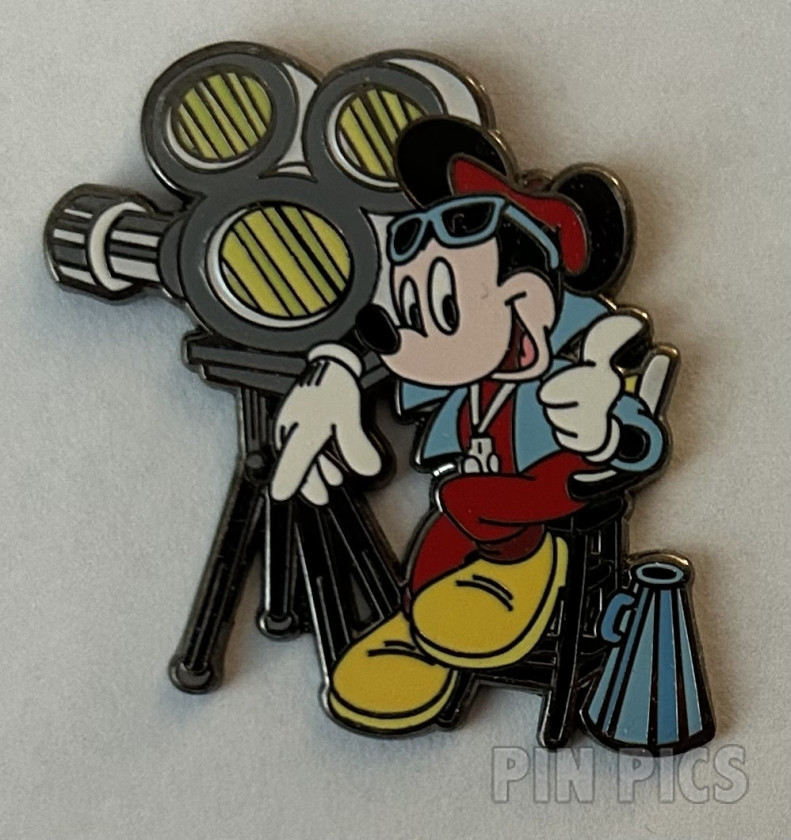 PP51210 - Jerry Leigh - Mickey Mouse with Movie Camera - PinPics