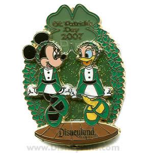 PP51967 - DLR - St. Patrick's Day 2007 - Minnie & Daisy Dancing - PinPics