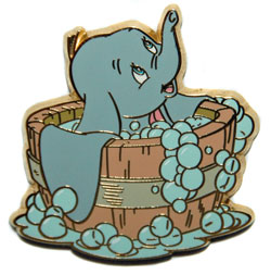 PP57294 - DLRP - Baby Dumbo in Bath Tub - PinPics