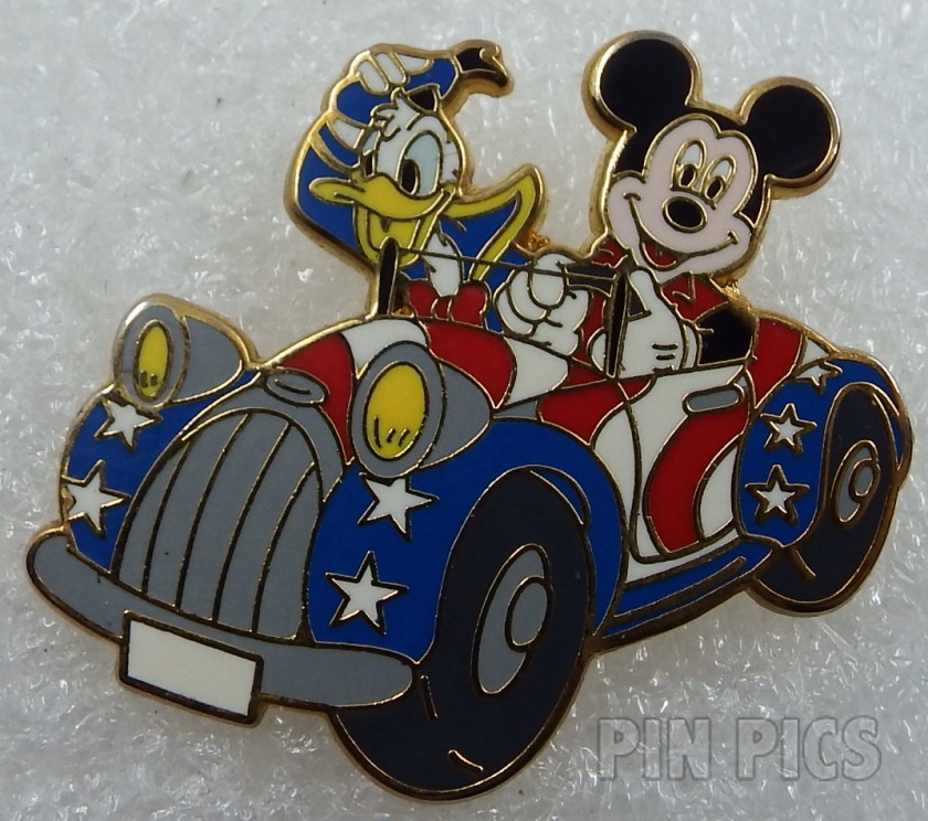 PP61637 - Donald and Mickey - Patriotic Car - Americana Deluxe Starter ...