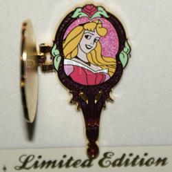 PP75194 - DS Europe - Princess Aurora - Locket - PinPics