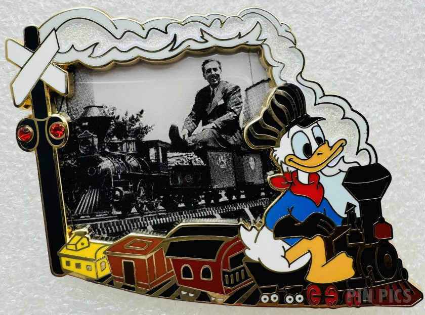 PP83845 - DIS - Walt Disney - Donald Riding Train - 110th Legacy - PinPics
