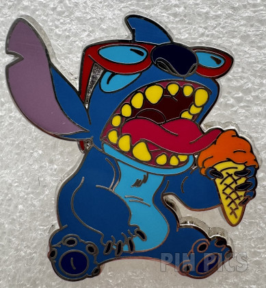 PP107007 - Stitch Booster - Ice Cream - PinPics