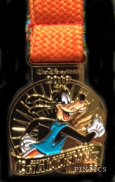 PP113371 - WDW - 2016 Goofy Race & A Half Marathon Medal - Goofy - PinPics