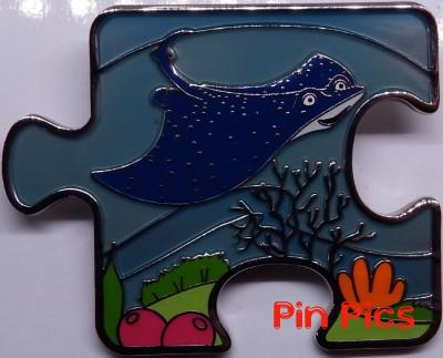 PP115467 - Finding Nemo Character Connection Mystery Puzzle - Mr. Ray ...