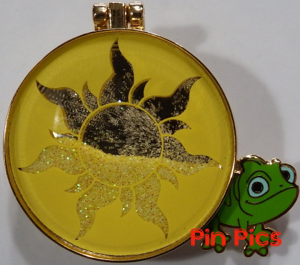 PP118234 - WDW - Rapunzel and Pascal - Corona Sun Hinged - Magical ...