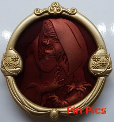 PP123556 - WDW – Love is an Adventure 2017 – Love is Vain – Mother ...