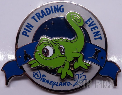 PP126369 - DLP - PTE - 25 Years of History Pin Trading Event - Pascal ...