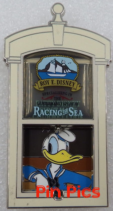 PP152486 - DL - Donald Duck - Racing the Sea - Windows of Main Street ...