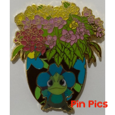 PP153710 - Loungefly - Pascal Flowers - Tangled - Jumbo - PinPics