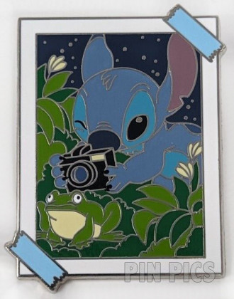 PP163959 - Stitch with Camera - Stitch Photos - Mystery - Frog - PinPics