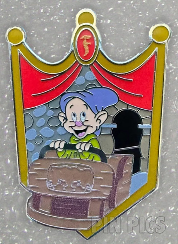 PP166032 - DLR - Dopey - Snow White's Enchanted Wish - Fantasyland ...