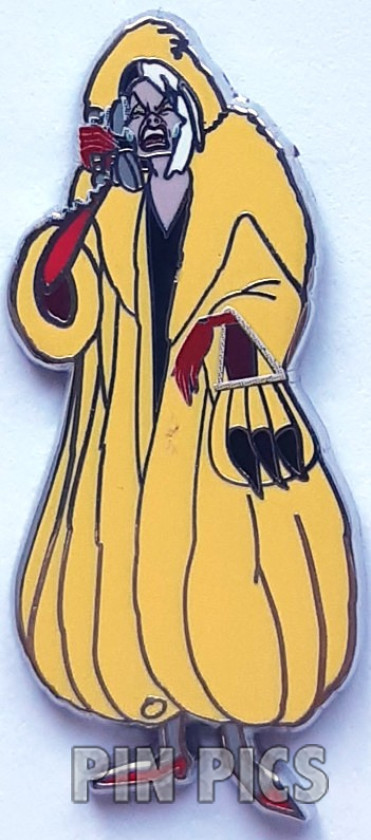 PP171327 - DLP - Cruella De Vil - Yelling on the Phone - GWP - 101 Dalmatians - PinPics