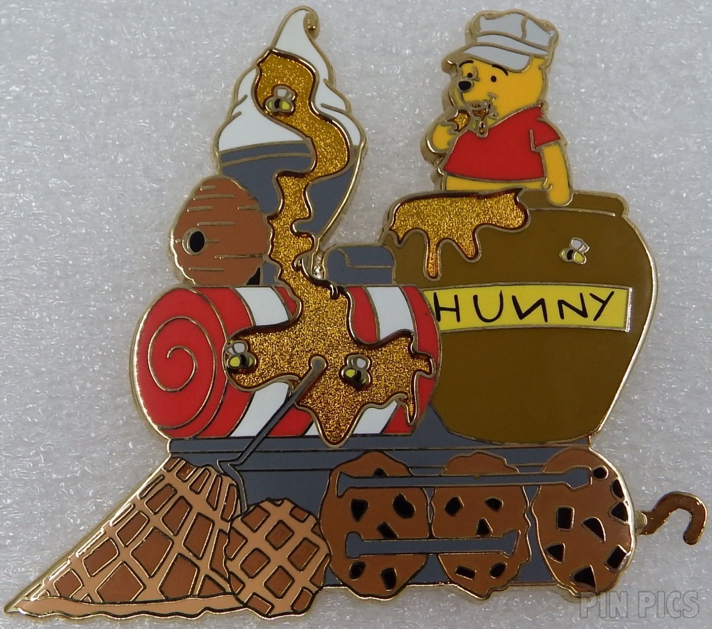 PP154596 - DSSH - Pooh - Ice Cream Train - Winnie the Pooh - PinPics