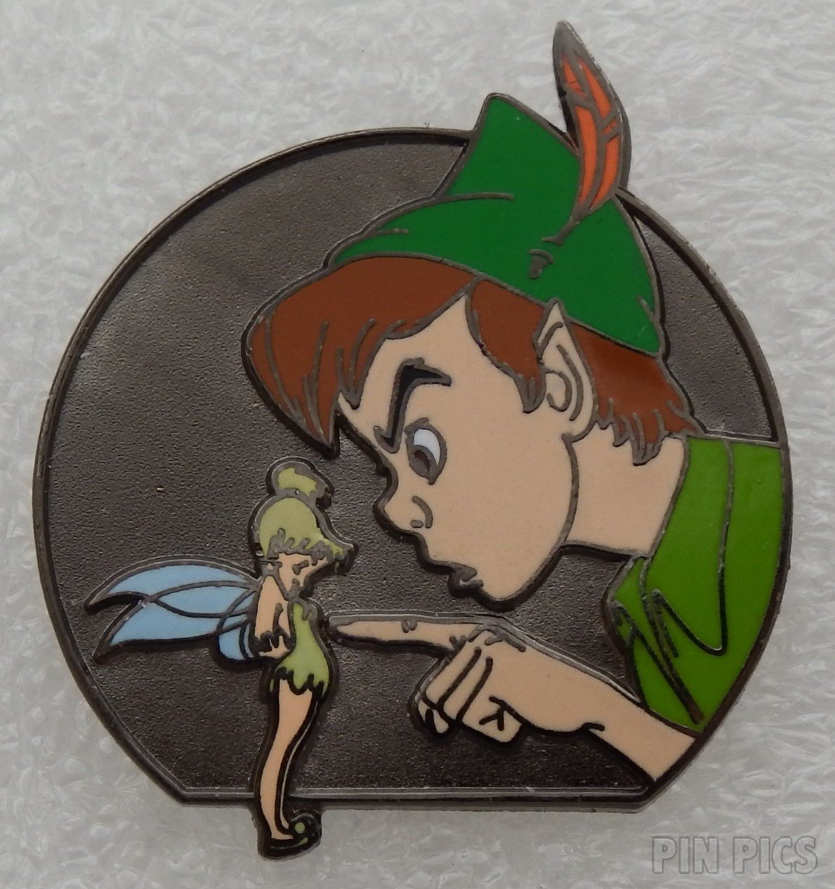 PP172800 - DLR - Peter Pan Scolding Tinker Bell - Version 1 - PinPics