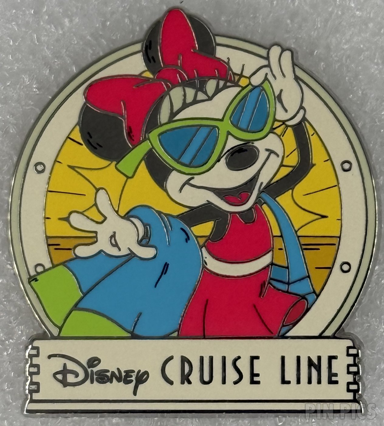 PP173635 - DCL – Mystery Character Set - Minnie - PinPics