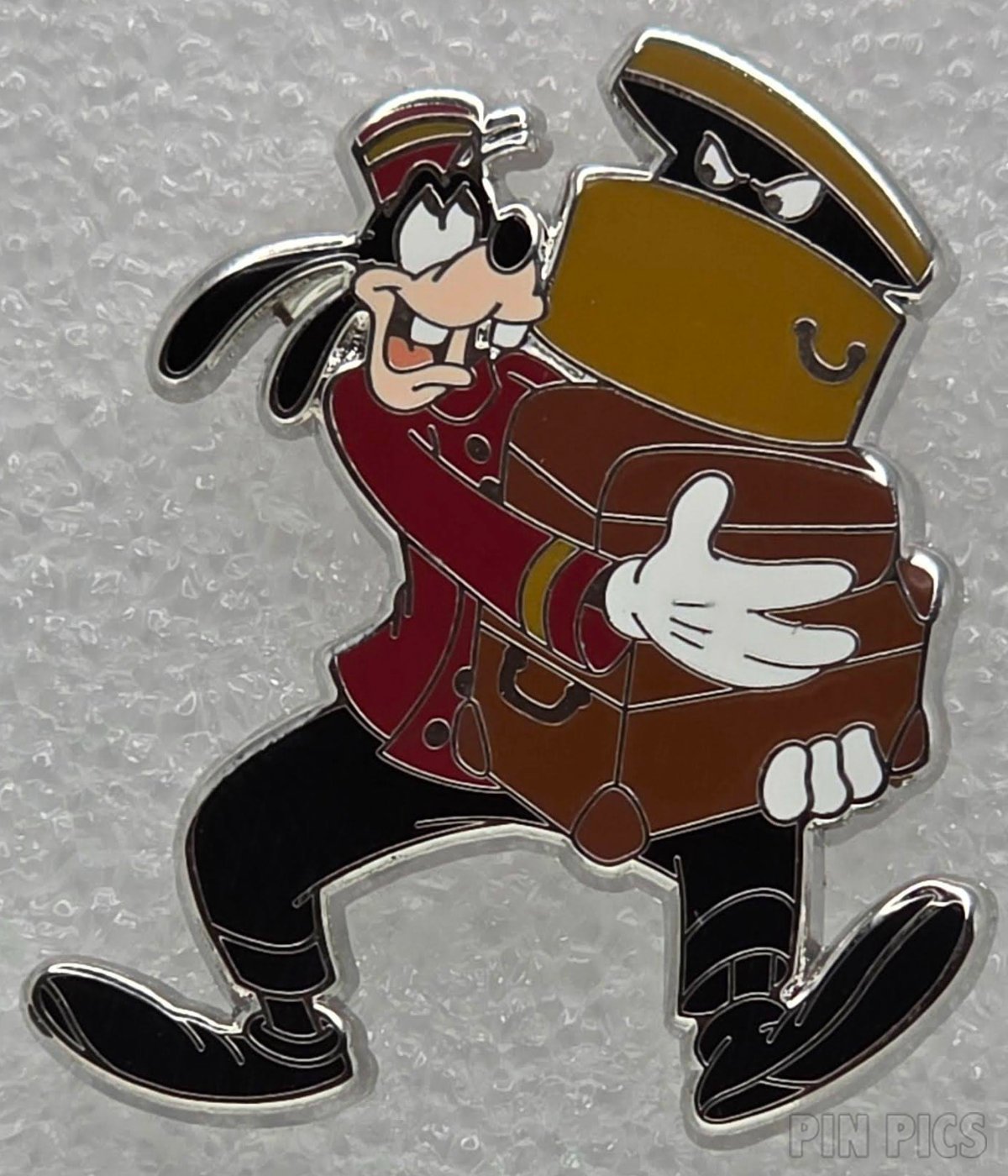 PP139474 - Goofy - Tower of Terror Bellhop - PinPics