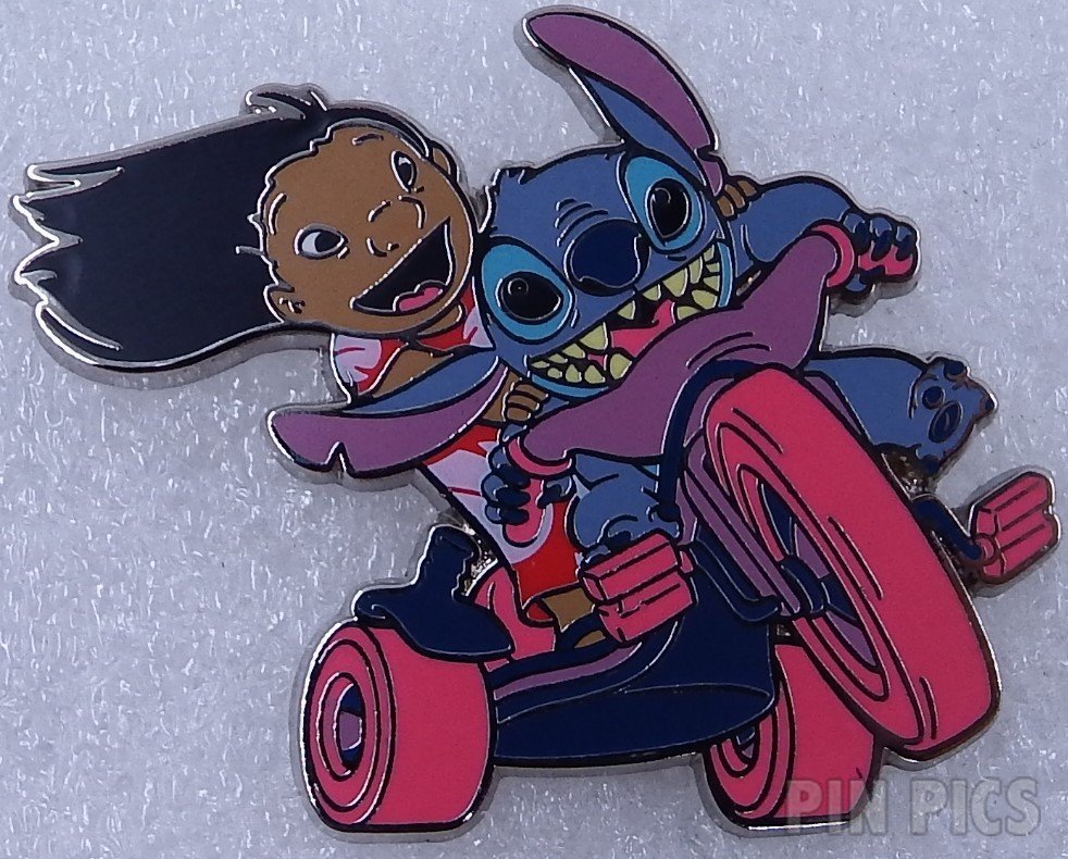 PP139858 - DS - Lilo and Stitch Riding the Big Wheel - PinPics