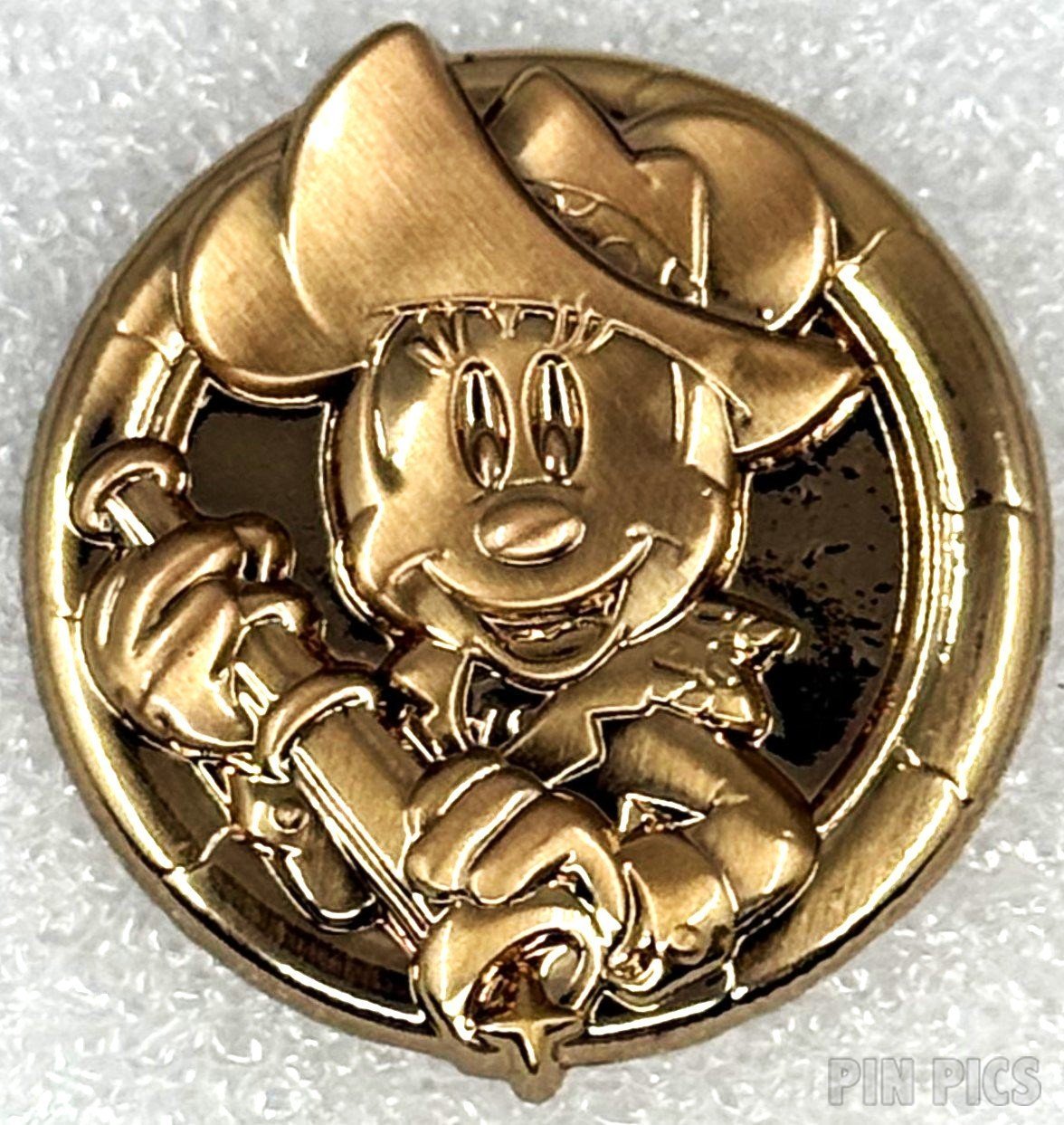 PP174300 - WDI - Adventurer Minnie - DCL Treasure Project Team - Cast ...
