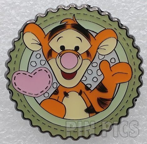 PP174152 - Loungefly - Tigger Waving - Winnie the Pooh Babies - Patch ...