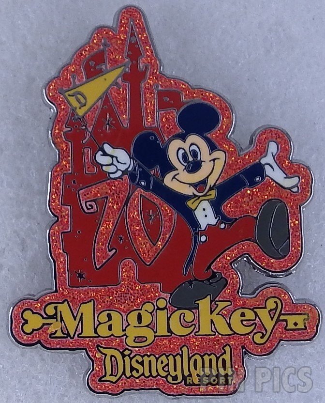 PP176033 - DLR - Mickey - Disneyland 70th Anniversary - Magic Key ...